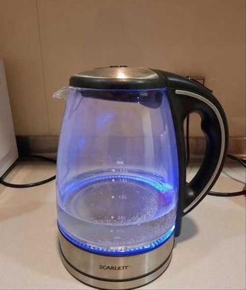 Чайник электрический с подсветкой scarlett