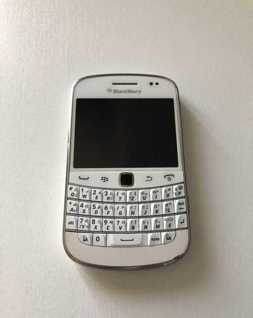Телефон BlackBerry Bold 9900