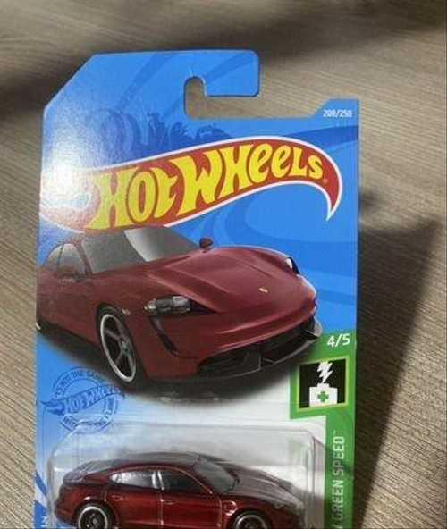 2021 Hot Wheels Porsche taycan Turbo S - 1:64