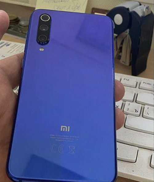 Телефон Xiaomi mi 9se 6/64