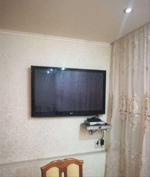 Телевизор б/у LG 50PQ300R