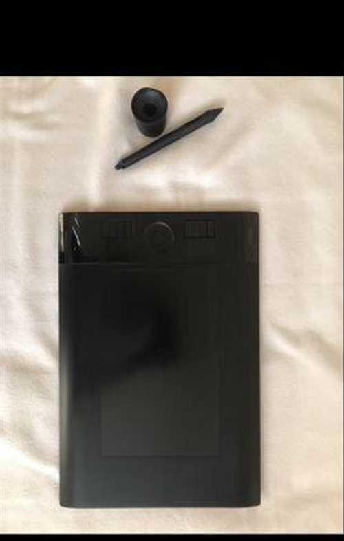 Графический планшет Wacom intous 4