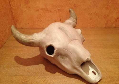 Керамический череп коровы
