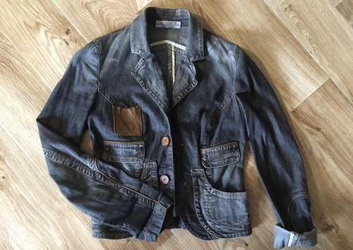 Куртка джинсовая