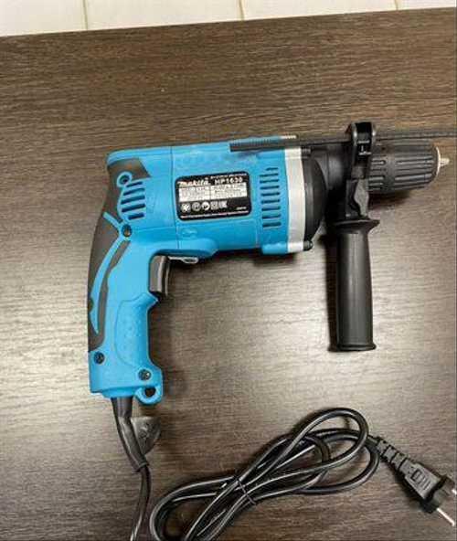 Ударная дрель makita