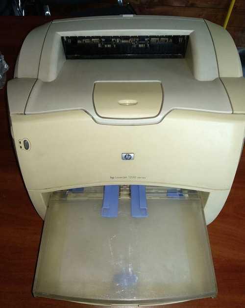 Принтер HP1200 на запчасти
