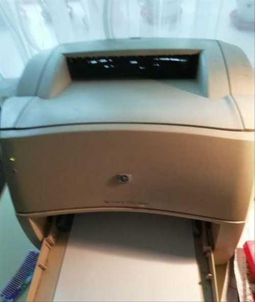 Принтер HP Laser Jet 1000