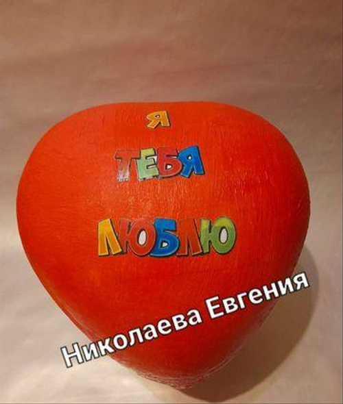 Большой киндер сюрприз