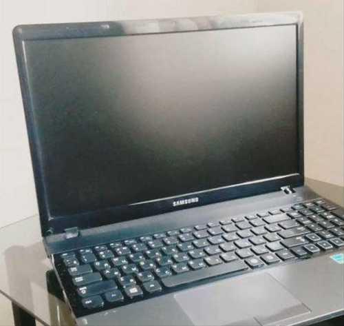 Ноутбук Samsung NP300E5X в разборе