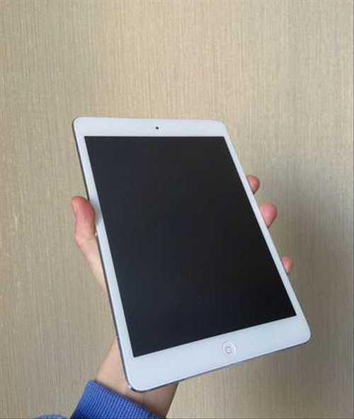 iPad mini Model 1455 32GB - Cellular