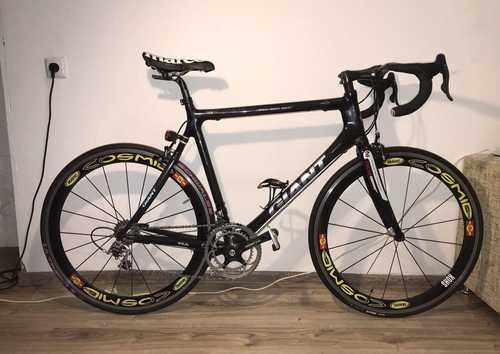 Шоссейный велосипед Giant TCR 2.0 Composite Series