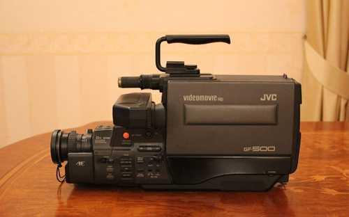 Видеокамера JVC GF-500