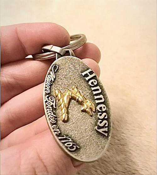 Брелок Hennessy коньяк раритет