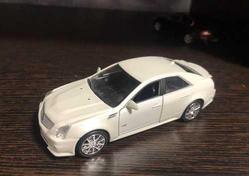 Модель Cadillac CTS-v