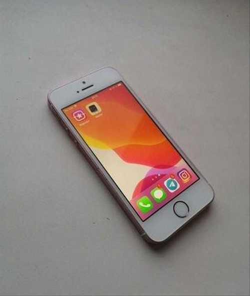 iPhone SE 64gb rose gold