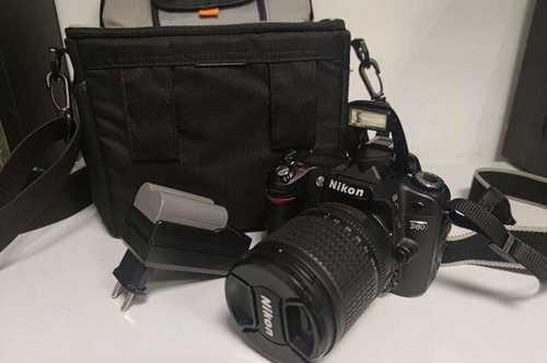 Зеркальный фотоаппарат Nikon D80 Kit 18-135