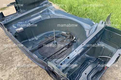 Ниша запаски поддон пол багажника BMW E39