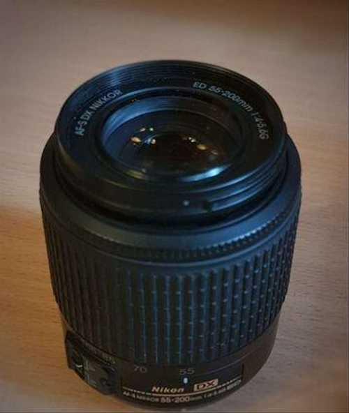 Объектив Nikon 55-200