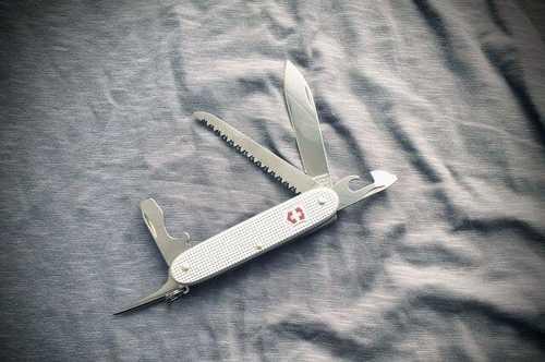 Складной нож Victorinox Farmer