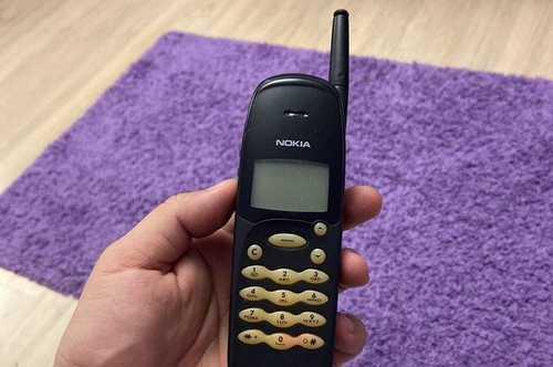 Телефон Nokia 640 ретро для коллекции