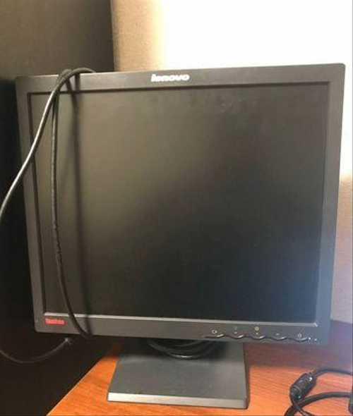 Монитор Lenovo ThinkVision 17"