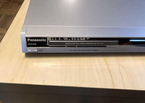 DVD плеер Panasonic DVD-S49