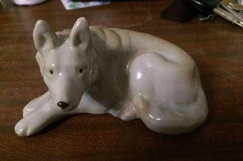 Продам редкую фарфоровую статуэтку «Волка»