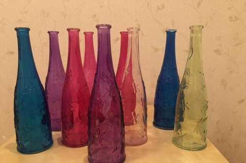 Цветная ваза-бутылка IKEA для интерьера разная