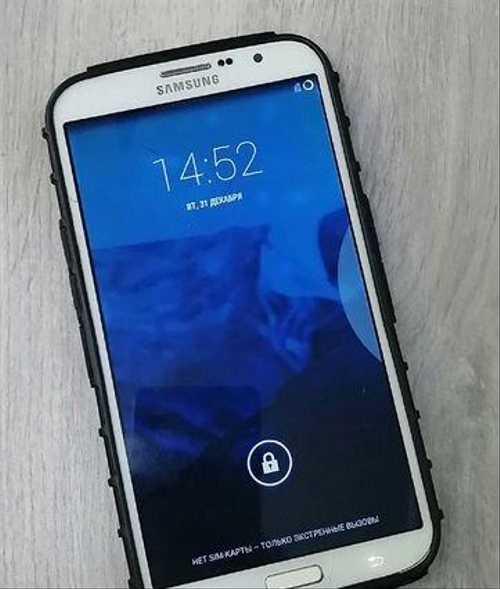 Смартфон Samsung Galaxy Mega 6.3 GT-I9205 8GB(М29)
