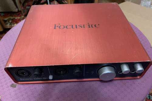 Focusrite Scarlett 6i6 1 поколение USB звуковая