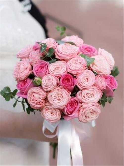Цветы, свадебный букет невесты из пионовидных роз