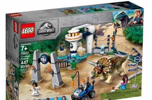 Lego Jurassic World* 75937 Нападение Трицератопса