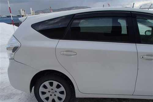 Крыло заднее правое Toyota Prius Alpha ZVW41 2ZR