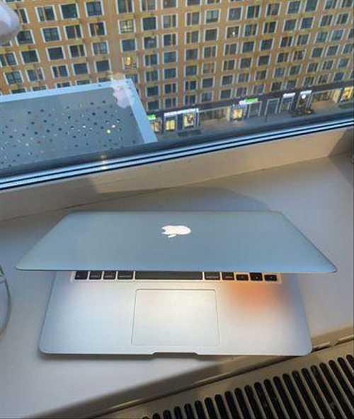 Macbook air 13 i7 ssd 256