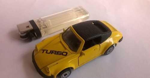 Porsche 911 Turbo, металл, 1:64 (от Tootsietoy)