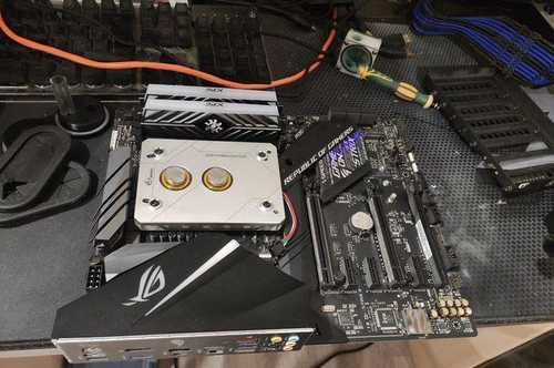 X470f Asus RoG Strix +2700 торг