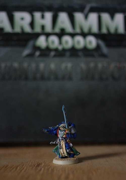 Dark Angel Librarian Warhammer 40000