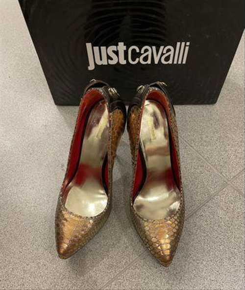Новые Туфли Cavalli 35 р