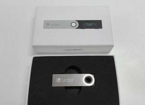 Криптовалютный кошелёк Ledger nano S