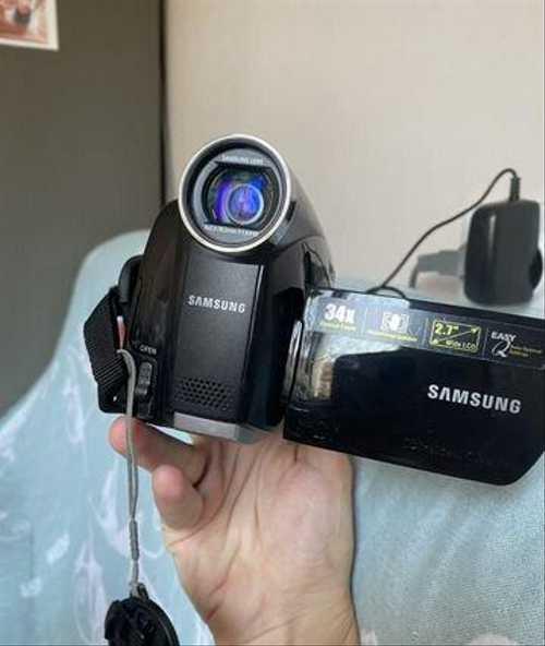 Видеокамера Samsung VP D381i