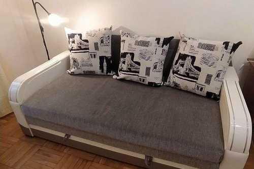 Подушки для дивана 3шт. 60х60см