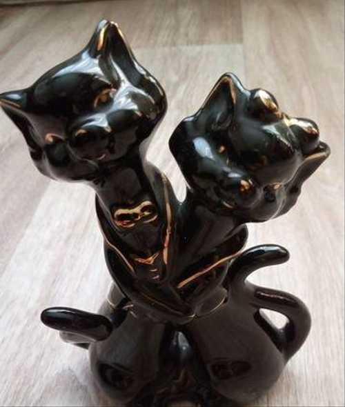 Статуэтка "Черные кошки"