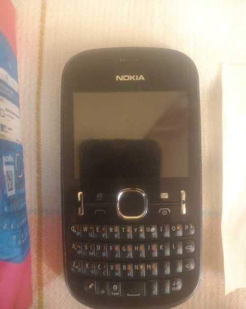Nokia Asha 200 qwerty-телефон