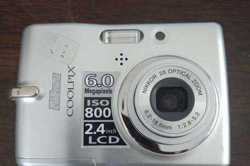 Компактный фотоаппарат Nikon под ремонт