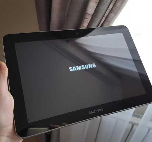 SAMSUNG Tab 10.1 Model GT-P7500