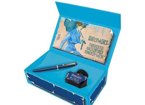 Перьевая ручка Pelikan Classic M120 SE Iconic Blue