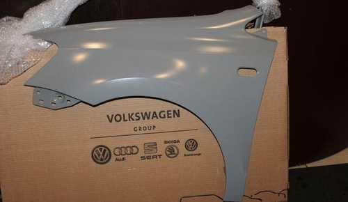 VAG 6ru821105b. 6ru821105c. Крыло переднее правое на Volkswagen Polo оранжевая. Крыло переднее левое Polo хэтчбек.