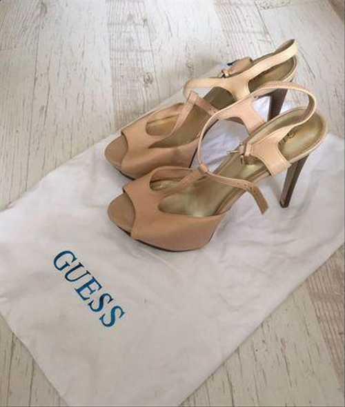 Босоножки Guess 38