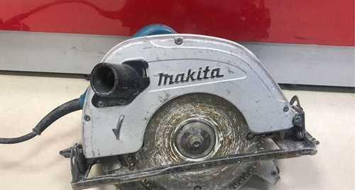 Зв8 - Дисковая пила makita 5704R