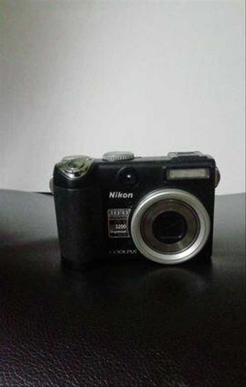 Фотоопарат Nikon P5000